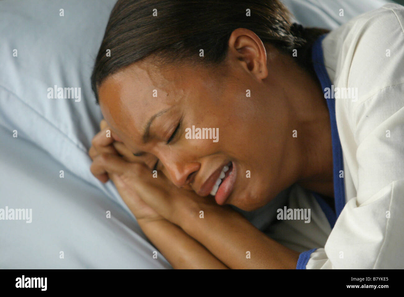 Nip tuck tv Banque de photographies et d’images à haute résolution - Alamy