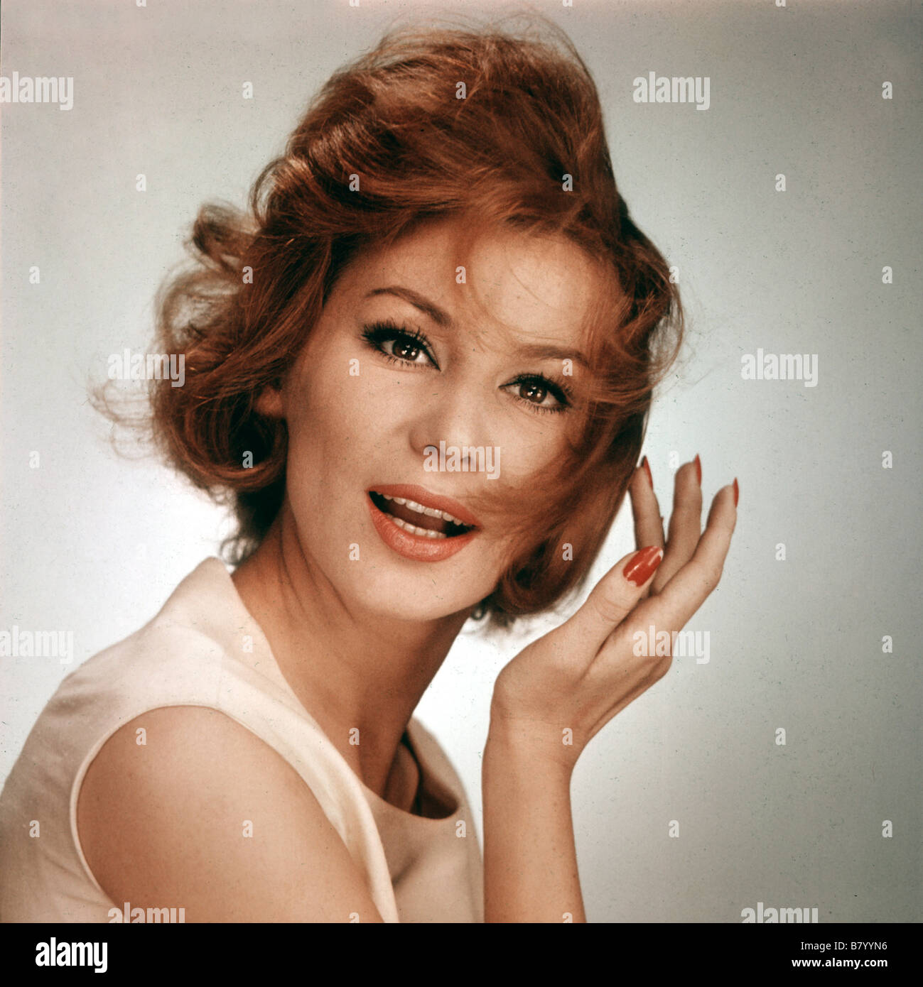 Irina demick Banque de photographies et d’images à haute résolution - Alamy