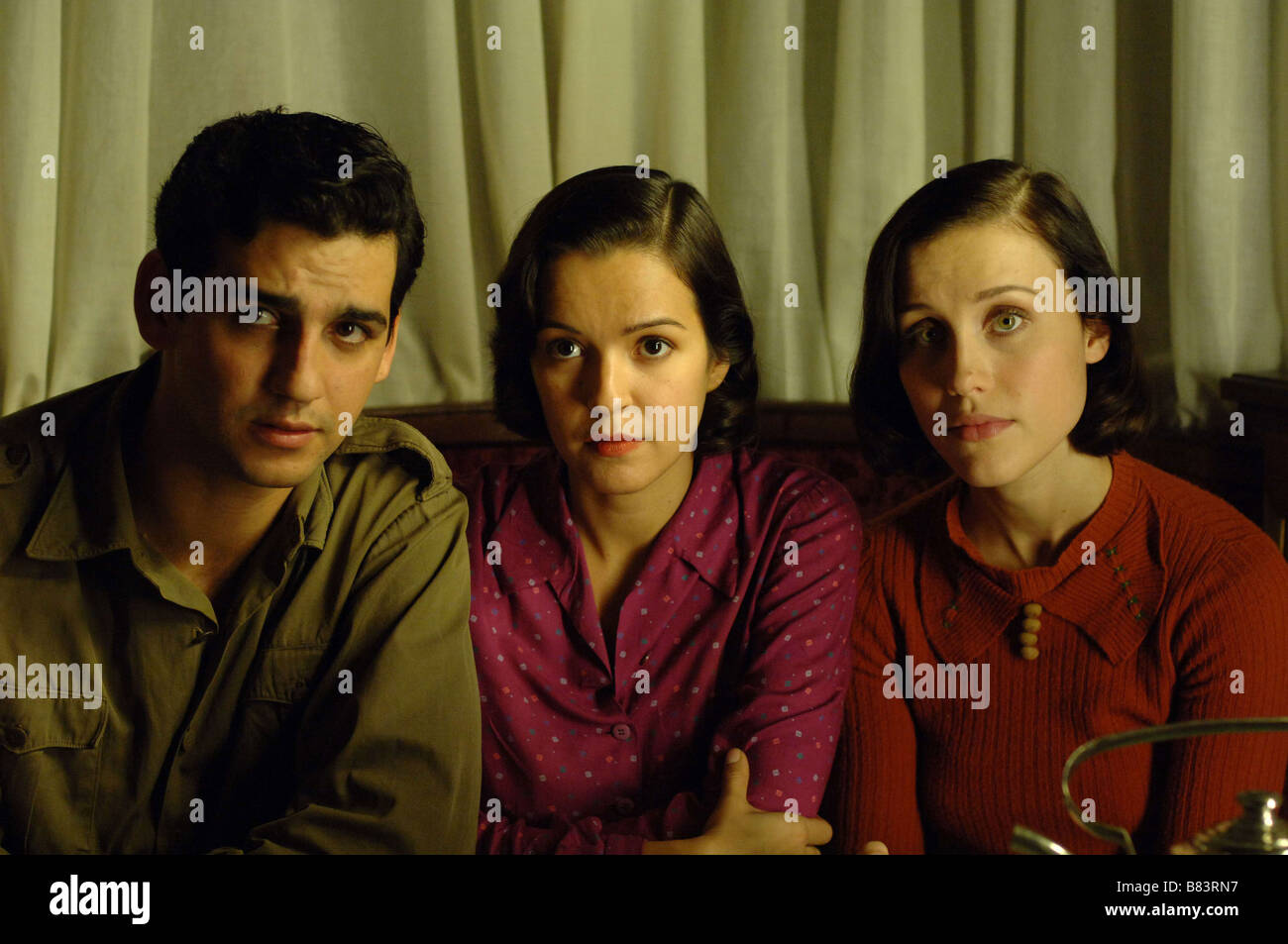 Las 13 Rosas Las 13 Rosas (2007) Espagne Fran Perea, Verónica Sánchez ...