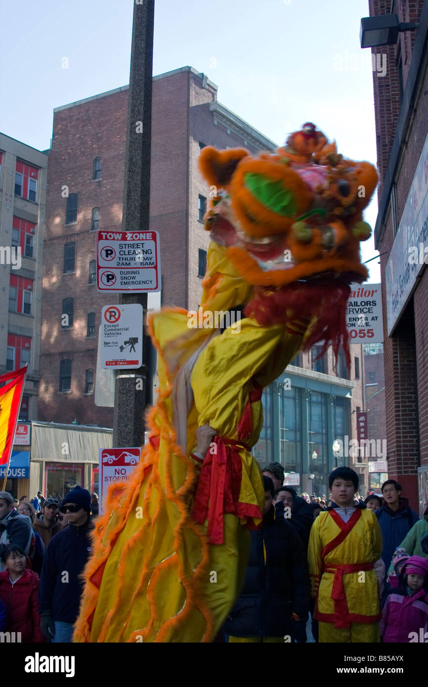 Wushi. Célébration du Nouvel An chinois. Liu Bei Lion effectue des ...