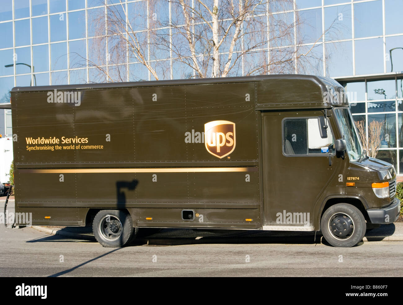 Ups camion Banque de photographies et d’images à haute résolution - Alamy