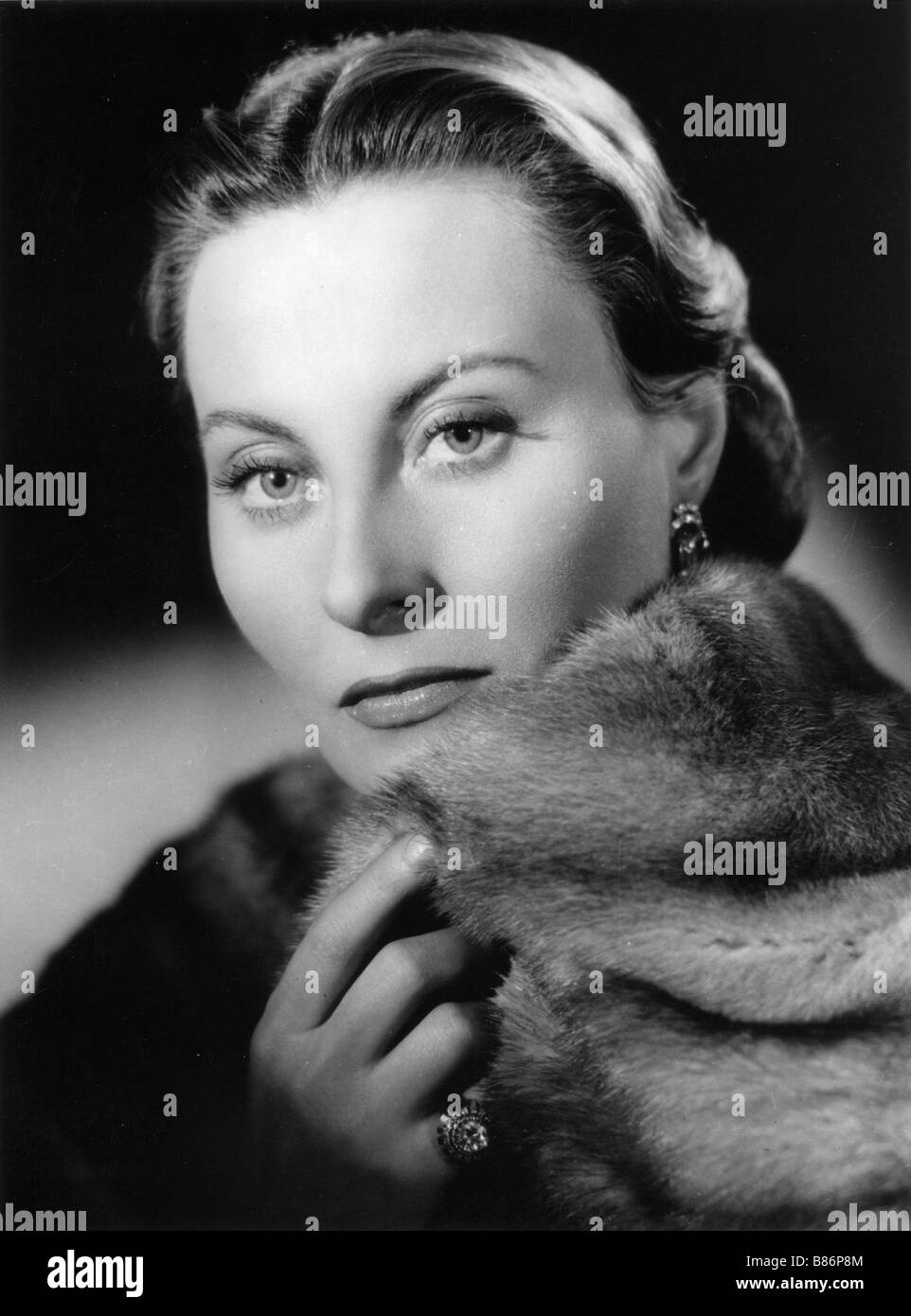 Michèle morgan Banque de photographies et d’images à haute résolution ...