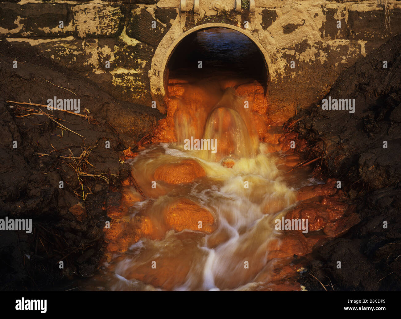 Pollution chimique Banque de photographies et d’images à haute ...