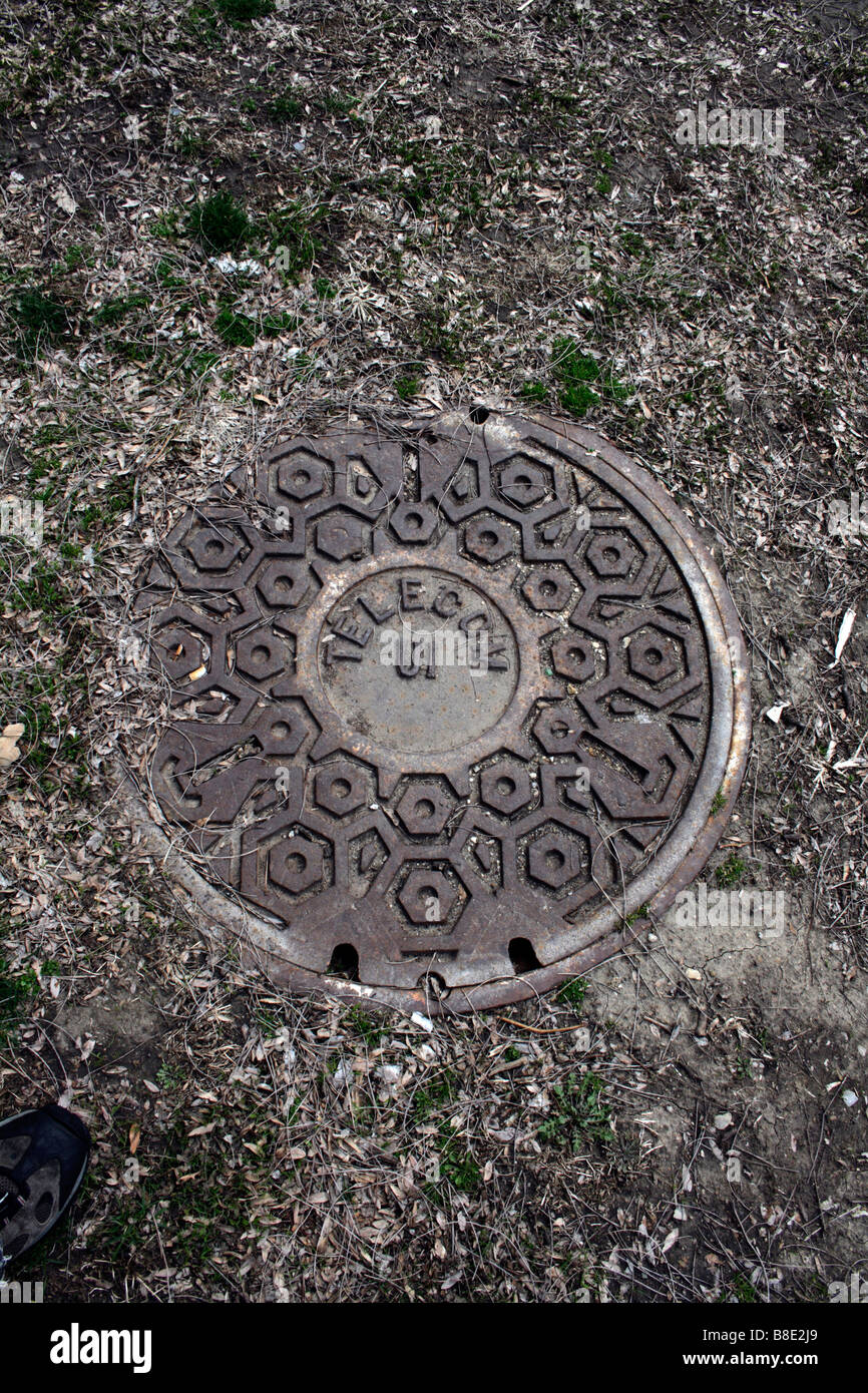 Manhole utility cover Banque de photographies et d’images à haute ...