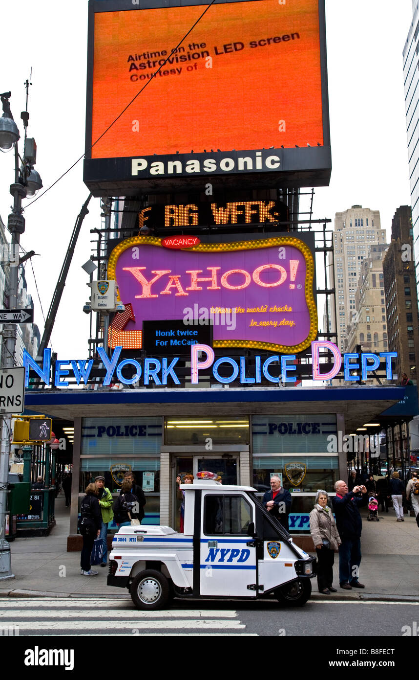 New york police department nypd station Banque de photographies et d ...