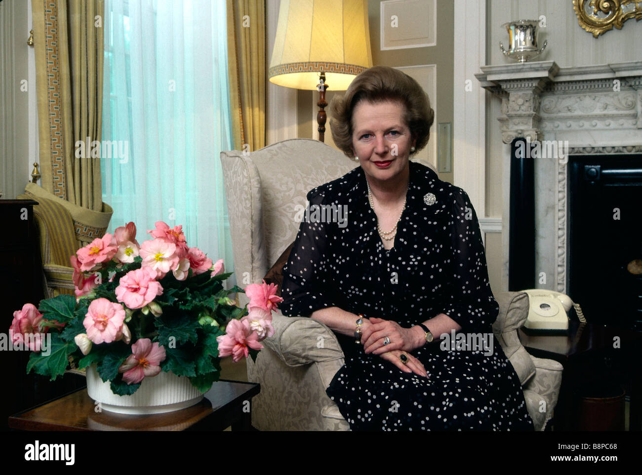 Margaret thatcher 1980s Banque de photographies et d’images à haute ...