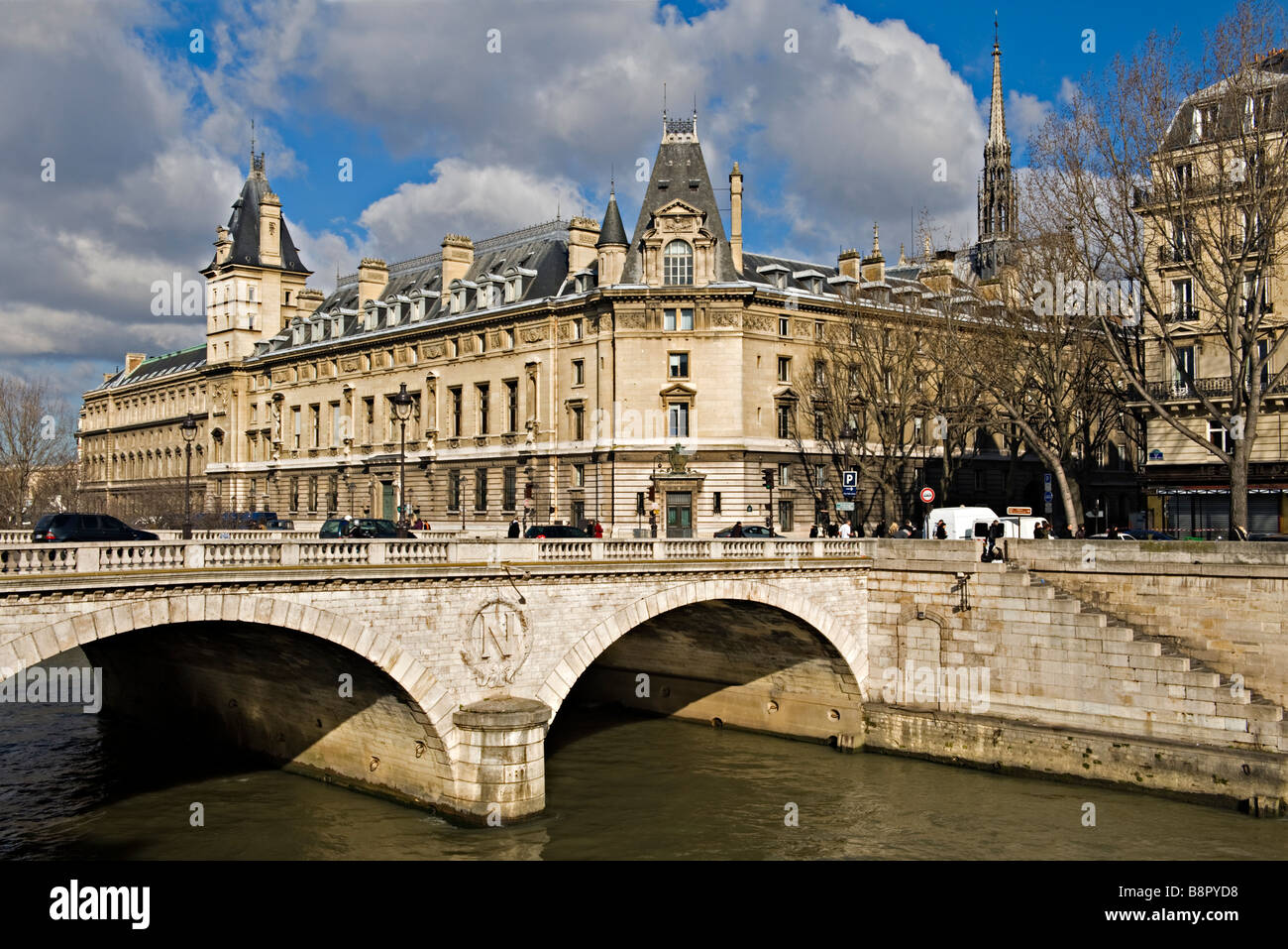 Pont saint michel paris Banque de photographies et d’images à haute ...