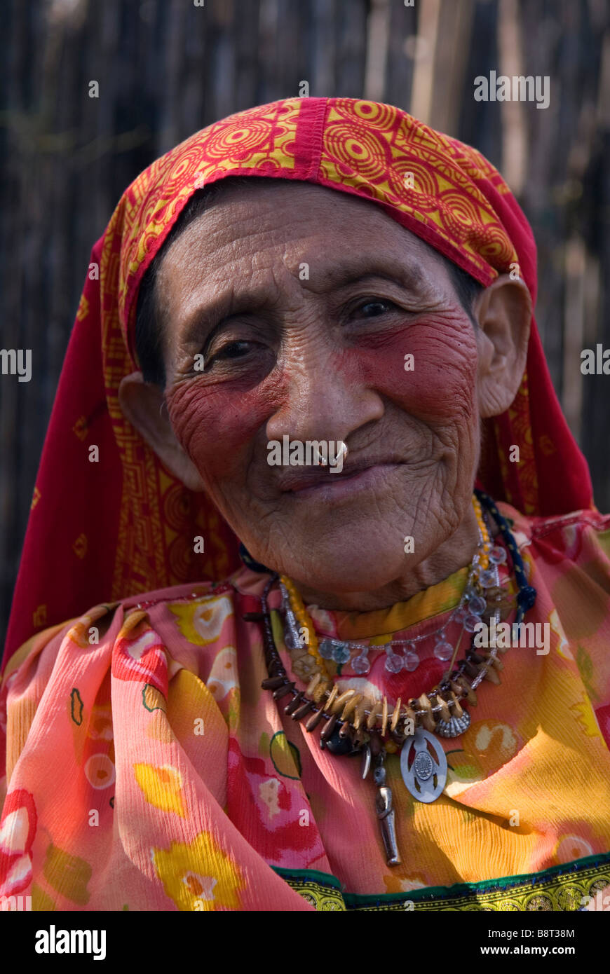 Kuna indian woman Banque de photographies et d’images à haute ...