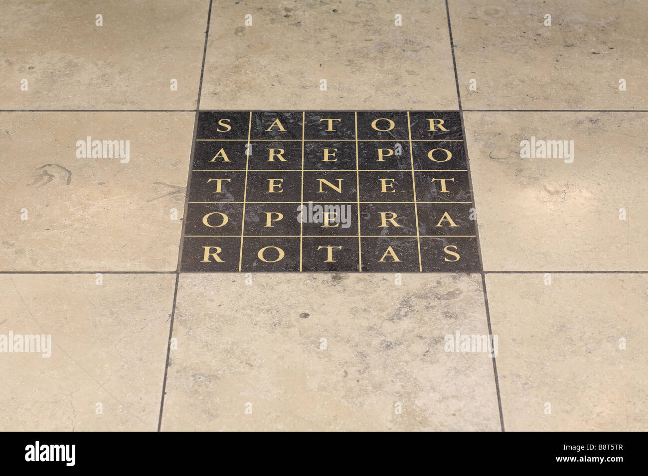 Sator square Banque de photographies et d’images à haute résolution - Alamy