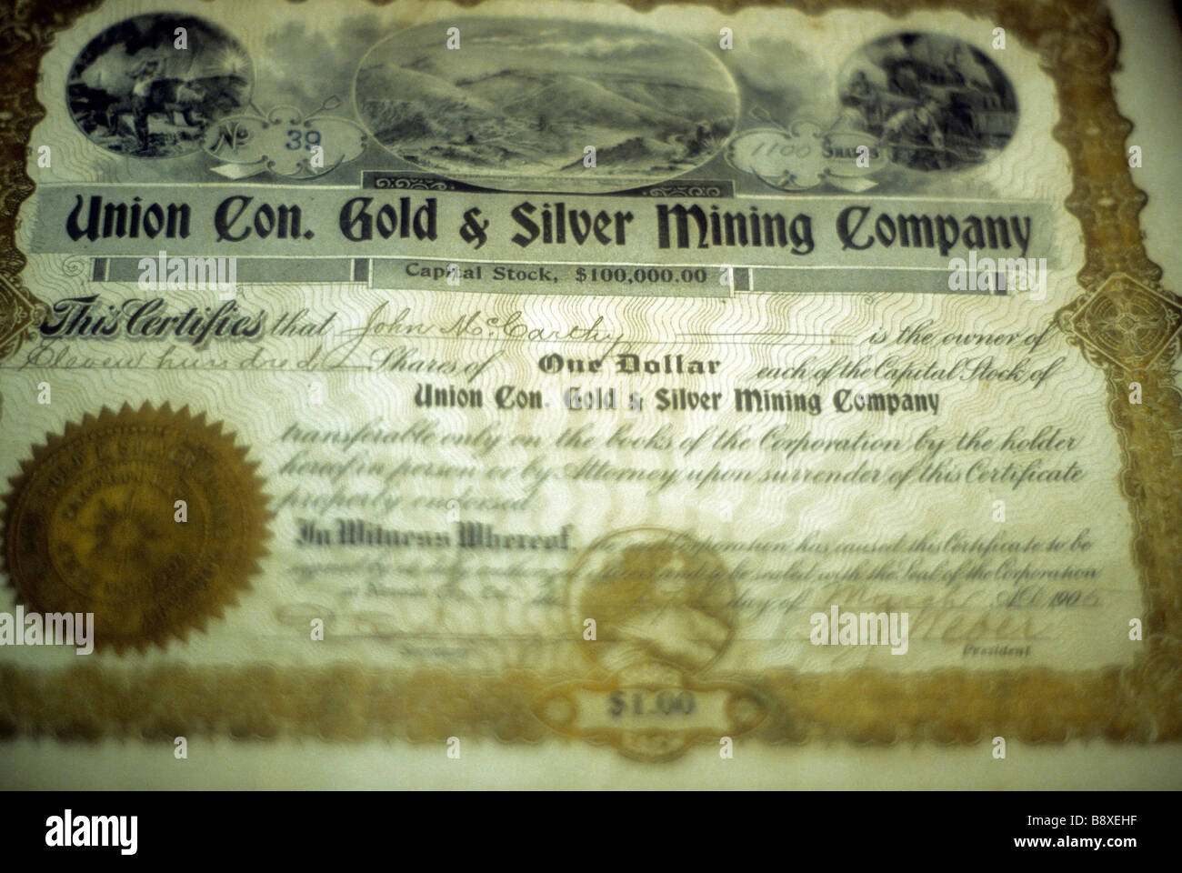 Stock certificate Banque de photographies et d’images à haute ...