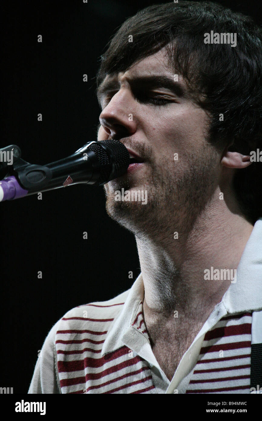 Gary lightbody snow patrol Banque de photographies et d’images à haute ...