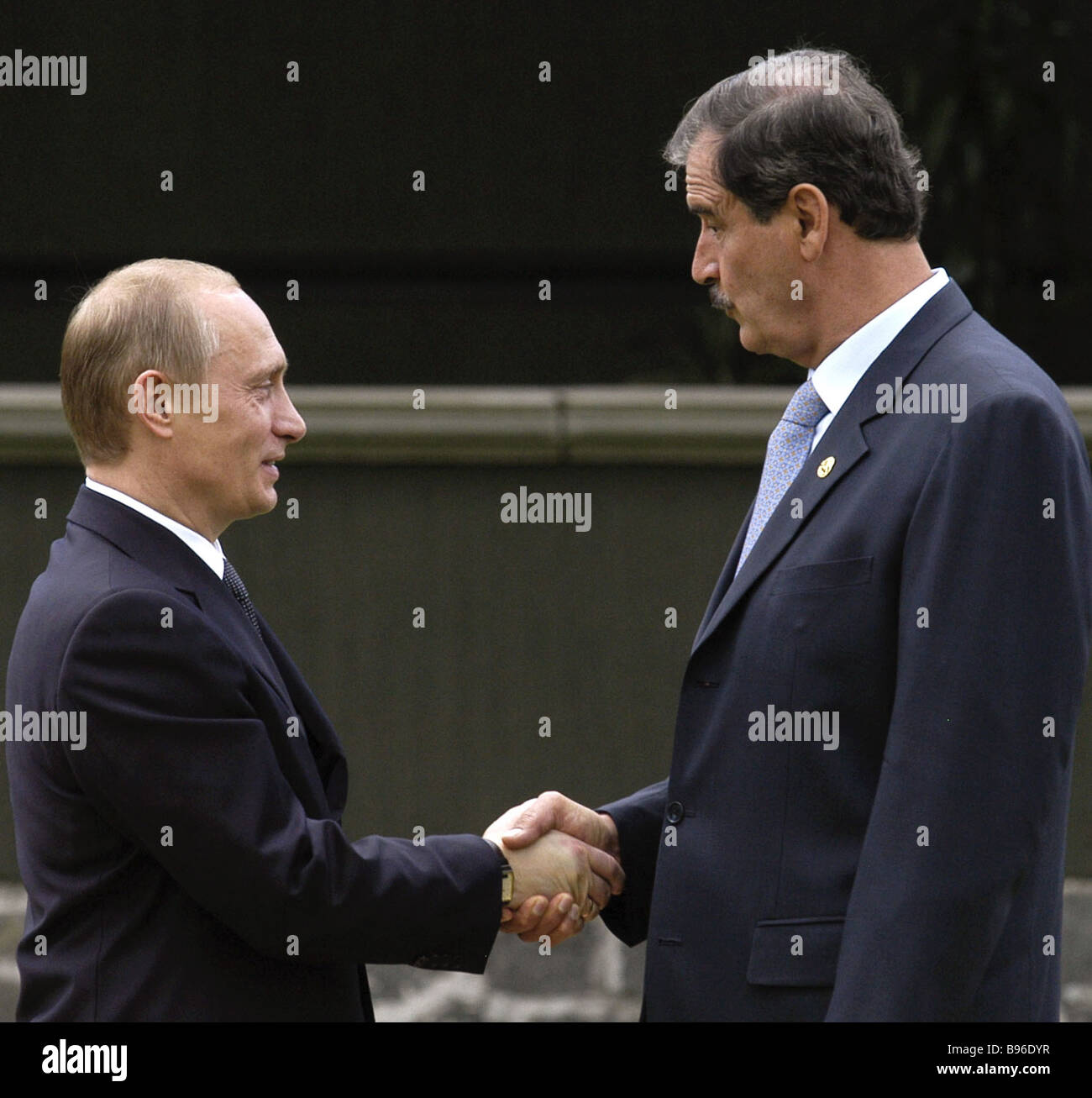 Le président russe Vladimir Poutine s discours lors de la réunion ...