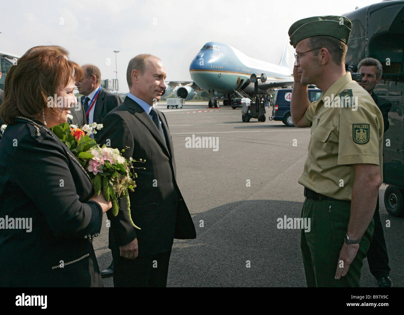 Le président russe Vladimir Poutine et son épouse Ludmila à Rostock ...