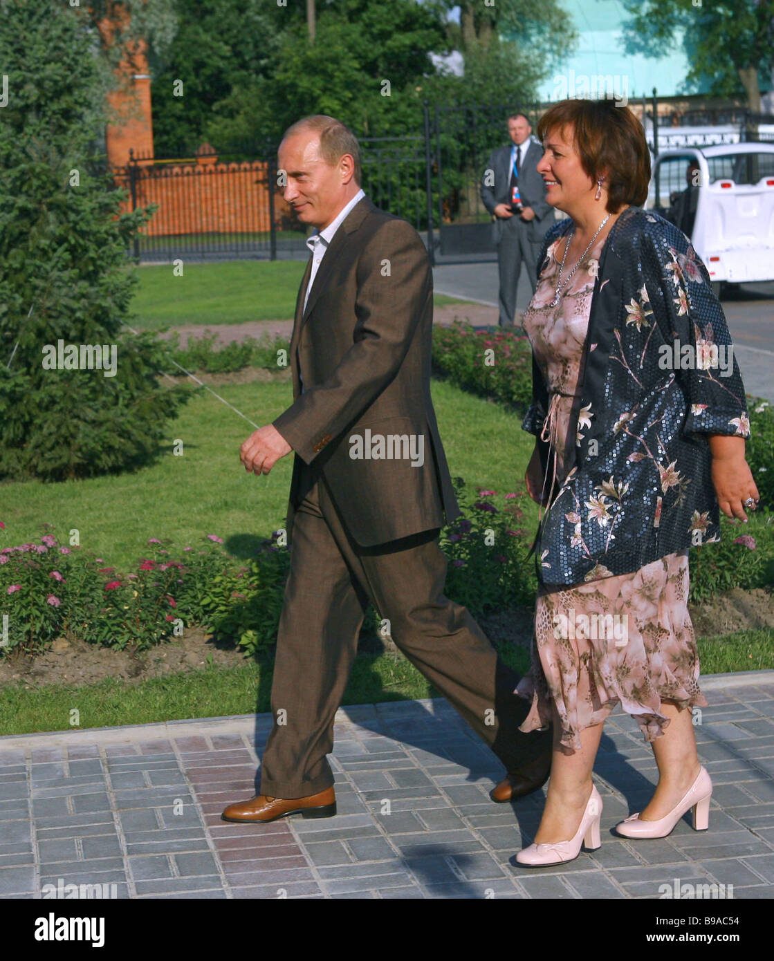 Le président russe Vladimir Poutine et son épouse Ludmila titre pour ...