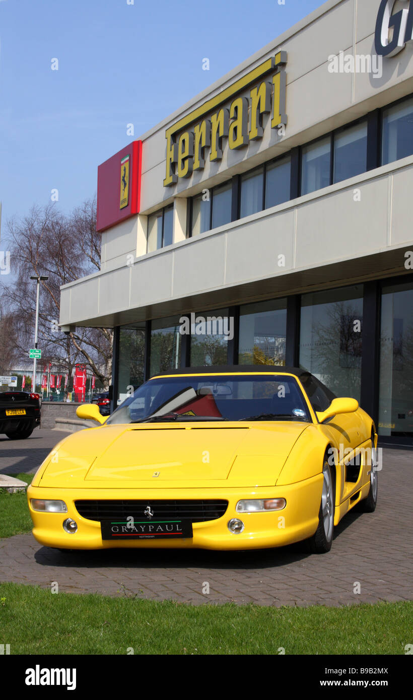 Concessionnaire ferrari Banque de photographies et d’images à haute ...