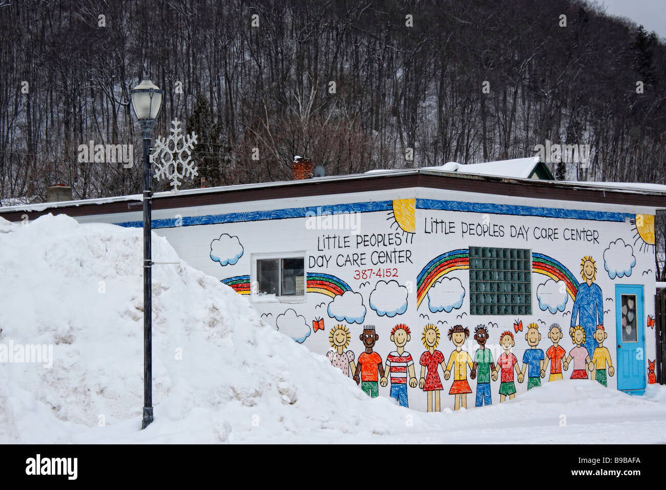 Construction de garderie Centre pour un enfant avec des dérives ...