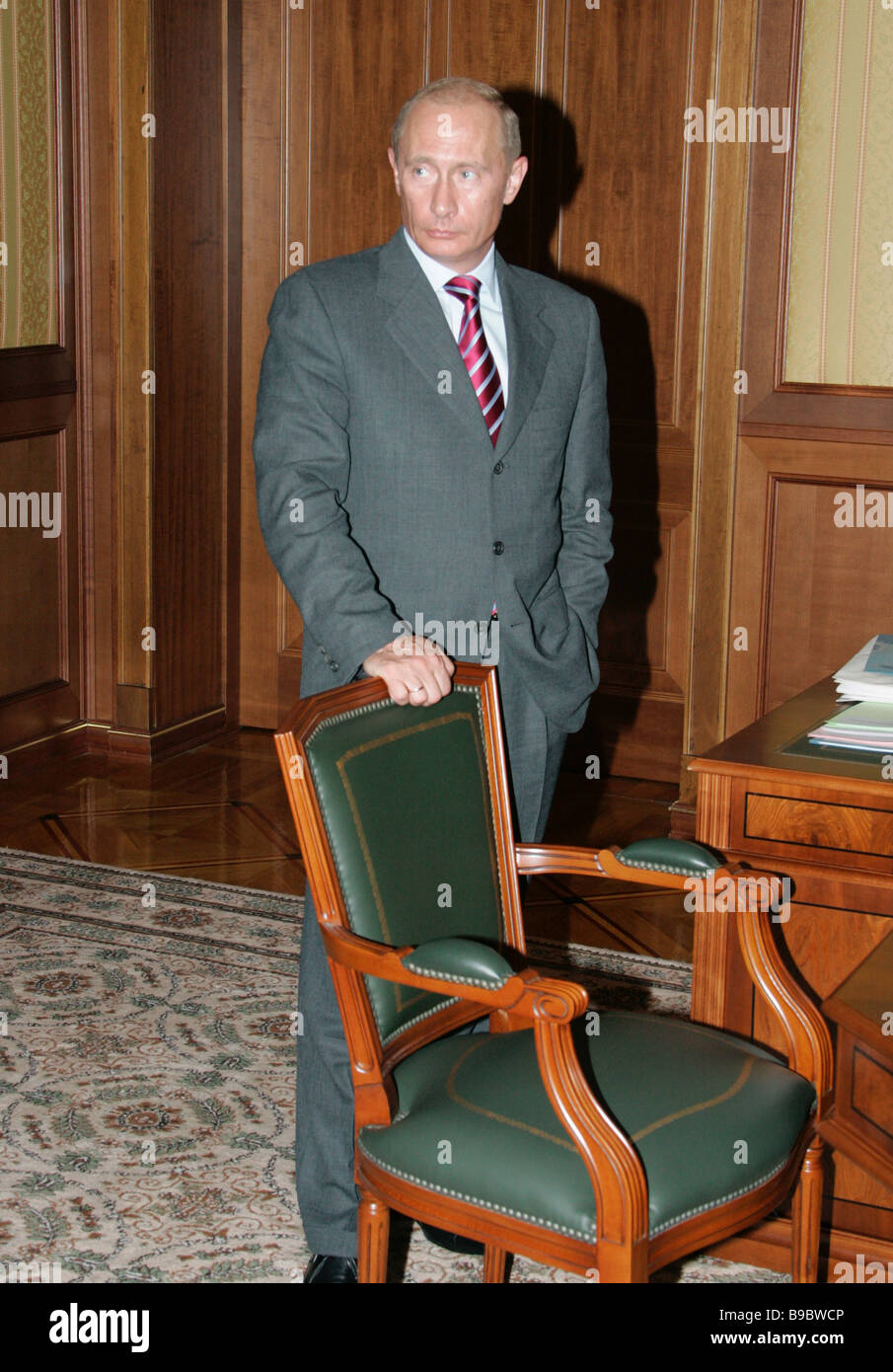 Le président russe Vladimir Poutine à Bocharov Ruchei sa résidence ...