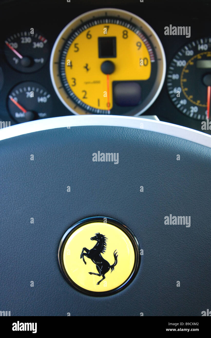 Symbole ferrari Banque de photographies et d’images à haute résolution ...