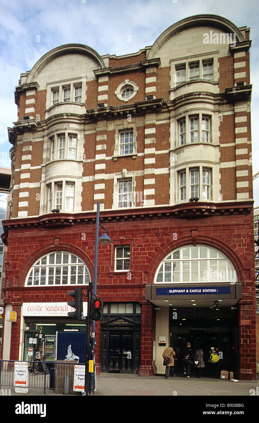 Bakerloo line underground station Banque de photographies et d’images à ...