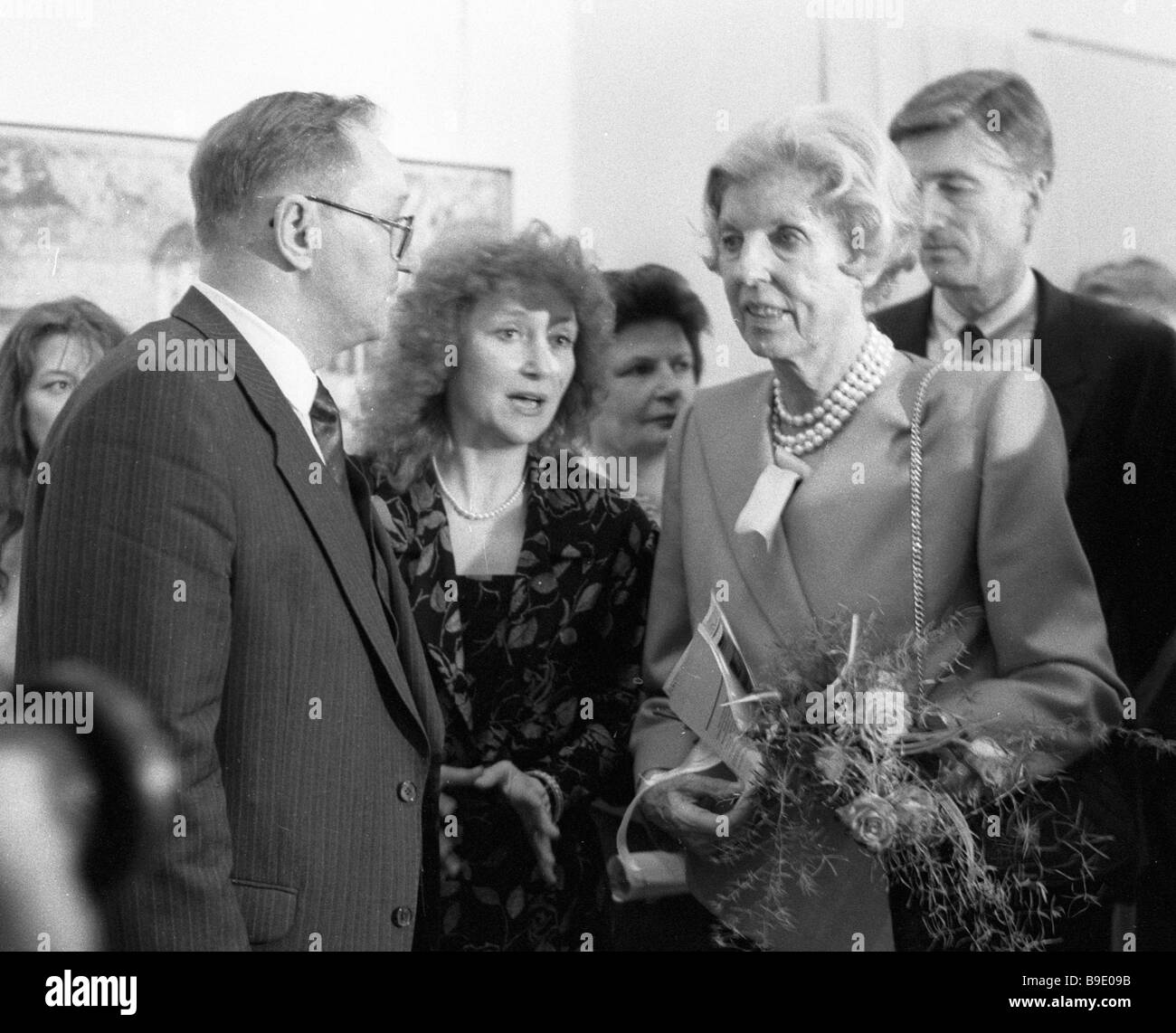 Claude Pompidou Banque d'image et photos - Alamy