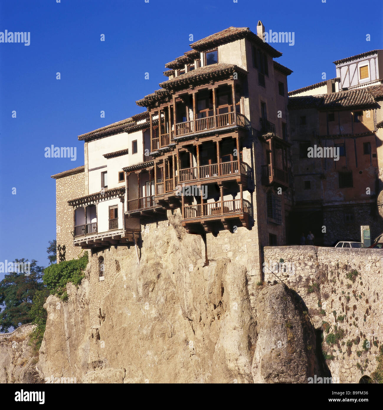 La région de Castille-La-Manche Espagne Cuenca et anciennes maisons de ...