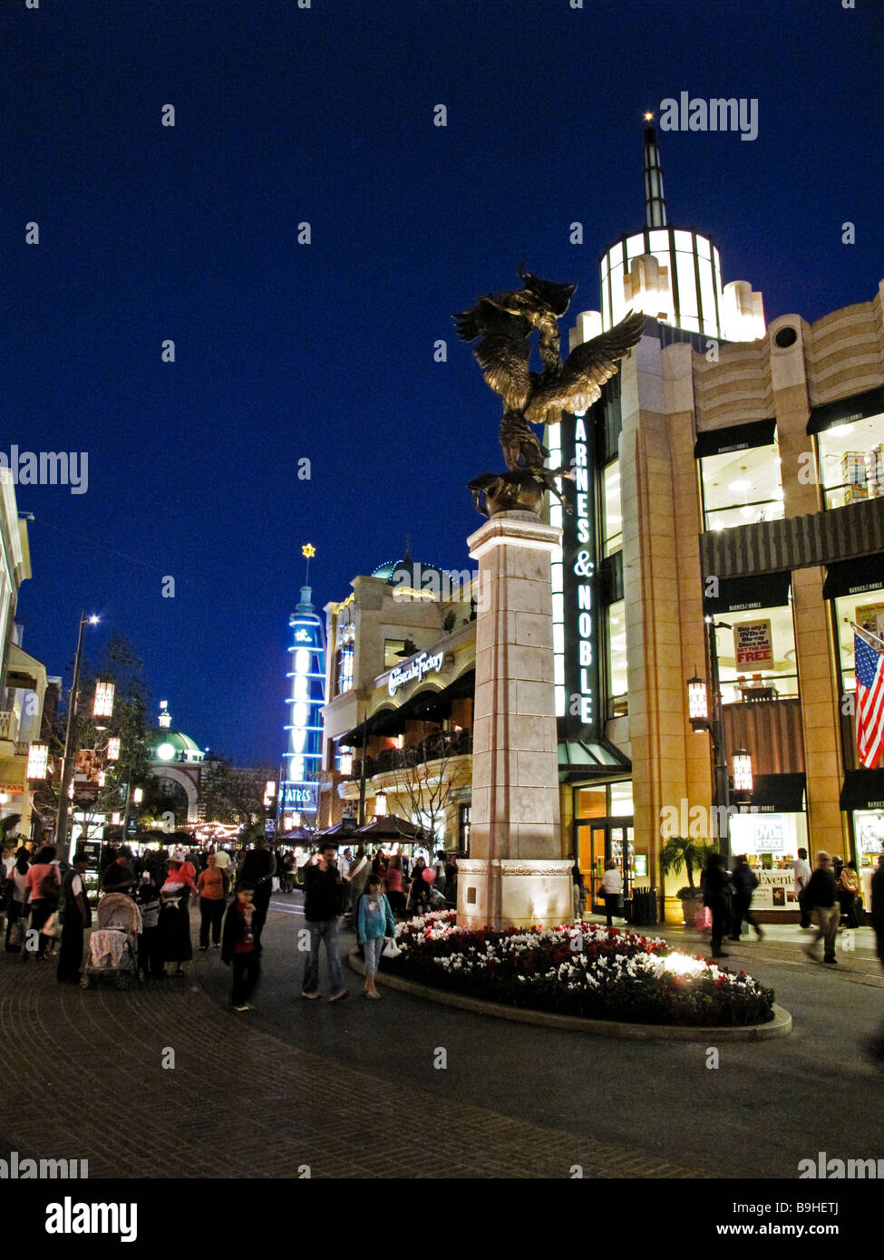 Grove shopping centre los angeles Banque de photographies et d’images à ...
