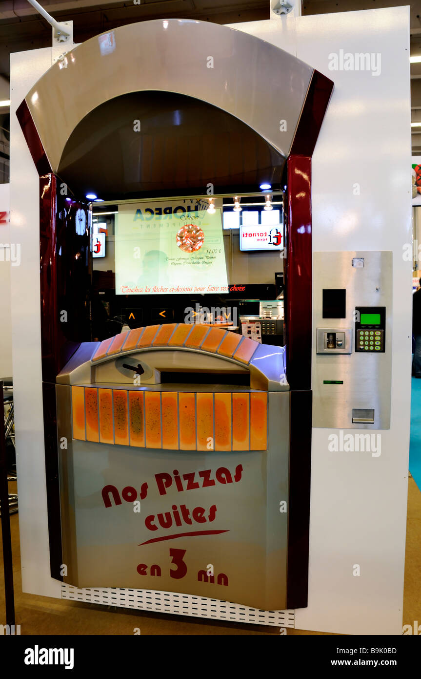 PARIS, FRANCE, "le commerce alimentaire international Show' Pizza ...