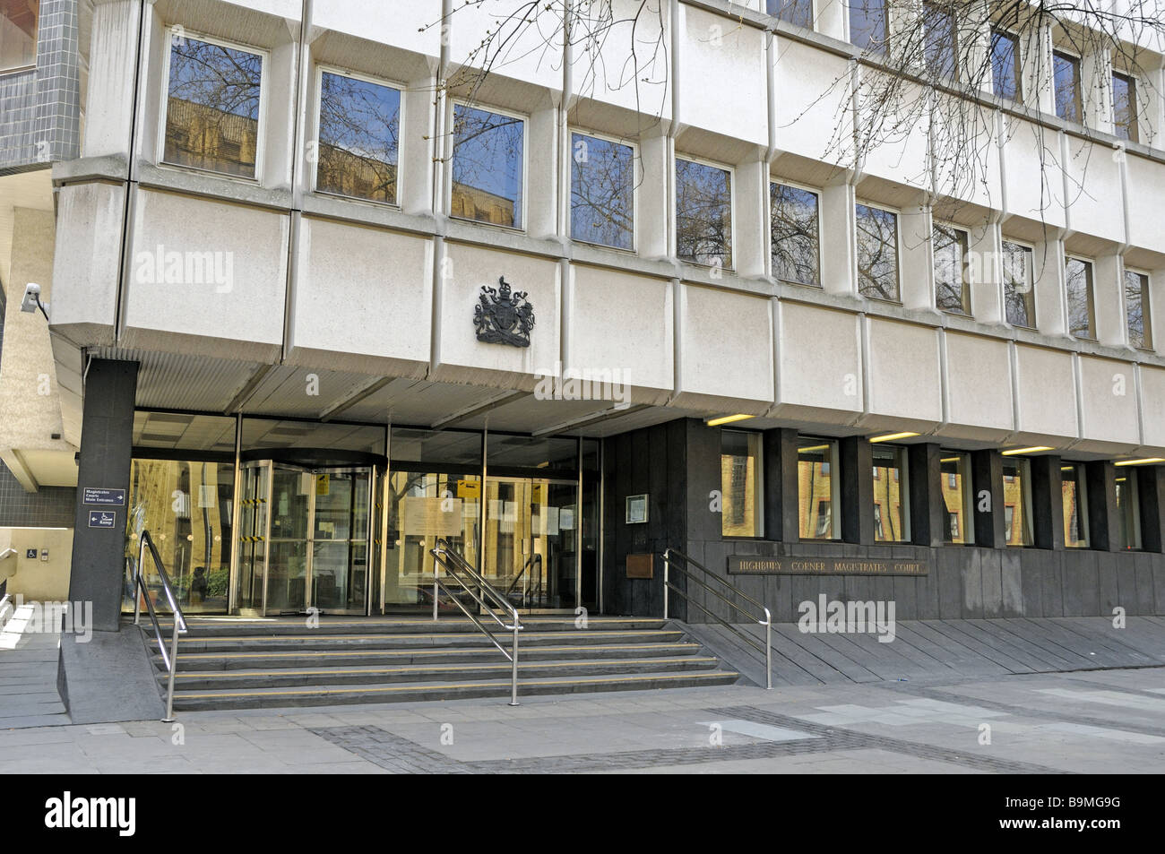 Highbury corner magistrates court Banque de photographies et d’images à ...