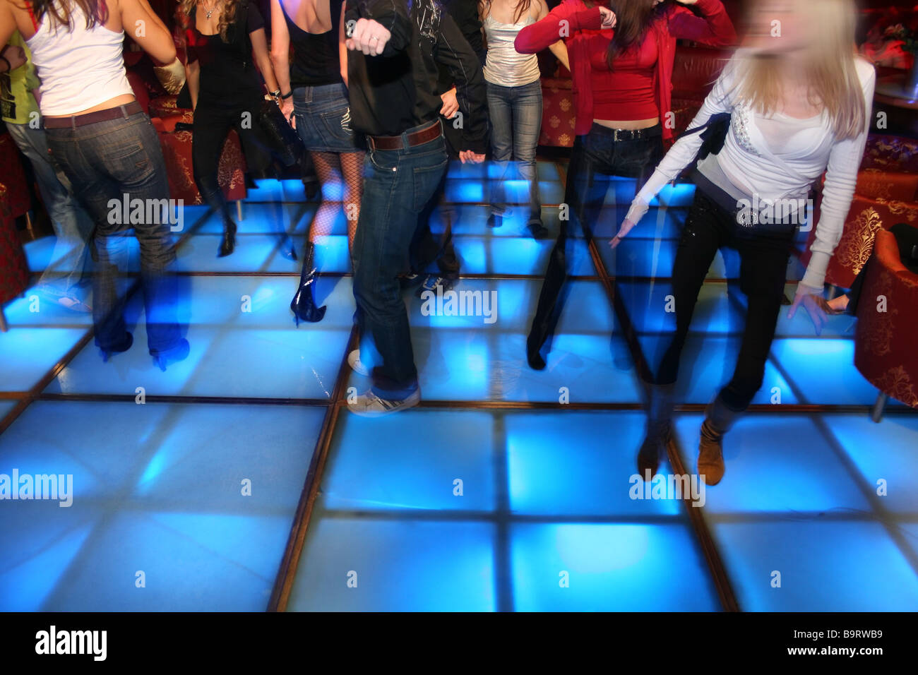 Psychedelic dance Banque de photographies et d’images à haute ...