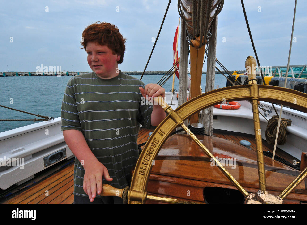 La Nouvelle-Écosse célèbre schooner Bluenose II visiter les Iles de la ...