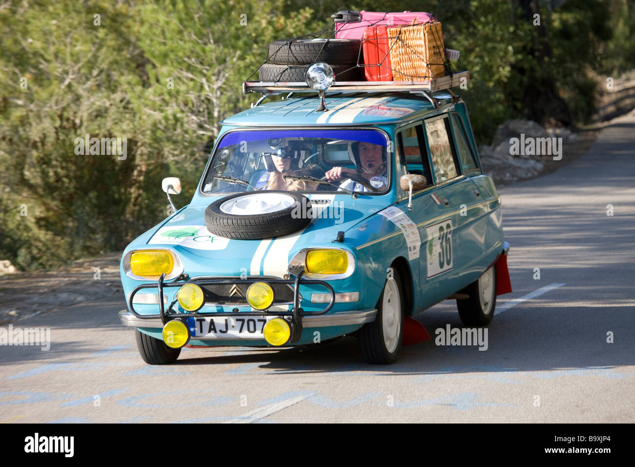 Citroen ami 8 Banque de photographies et d’images à haute résolution ...