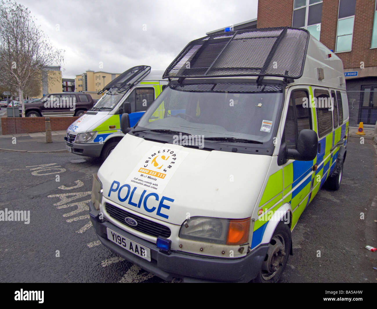 Police riot van Banque de photographies et d’images à haute résolution ...