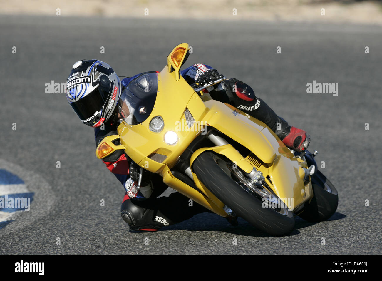 Situation de courbe Banque de photographies et d’images à haute ...