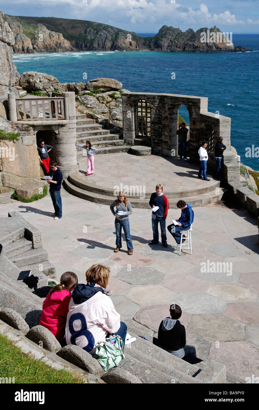 Minack cornwall Banque de photographies et d’images à haute résolution ...