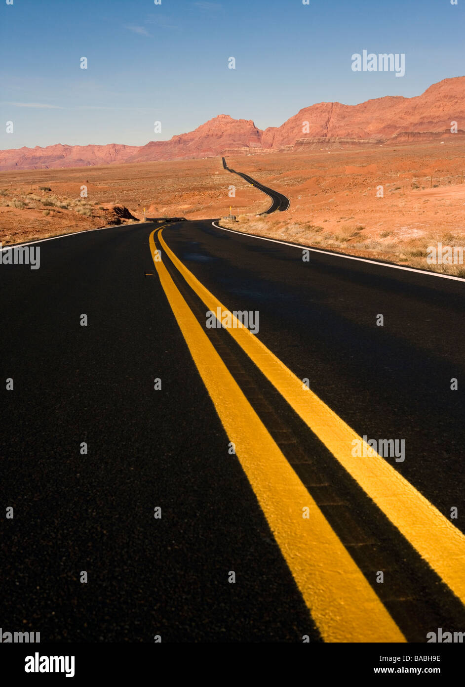 Route longue Banque de photographies et d’images à haute résolution - Alamy