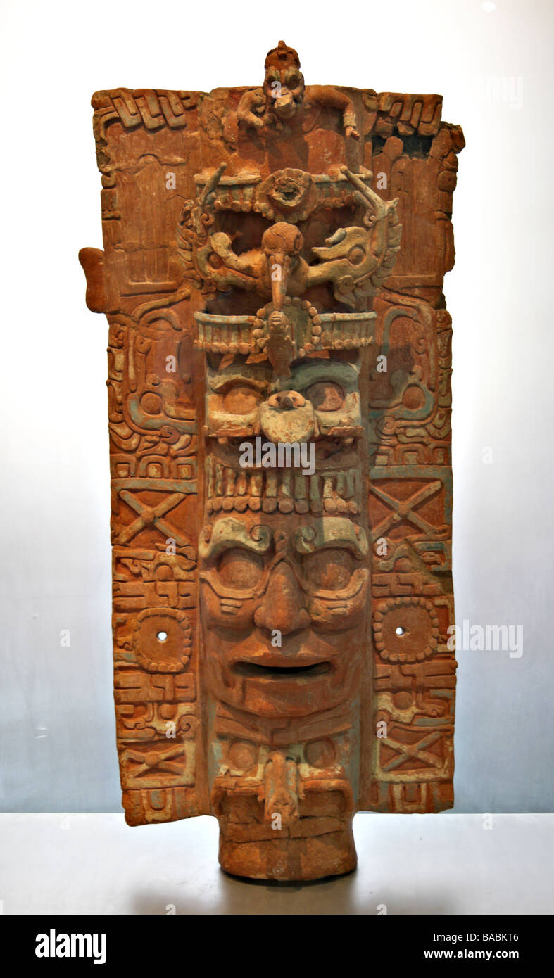 Maya maya dieu sculpture mexique Banque de photographies et d’images à ...