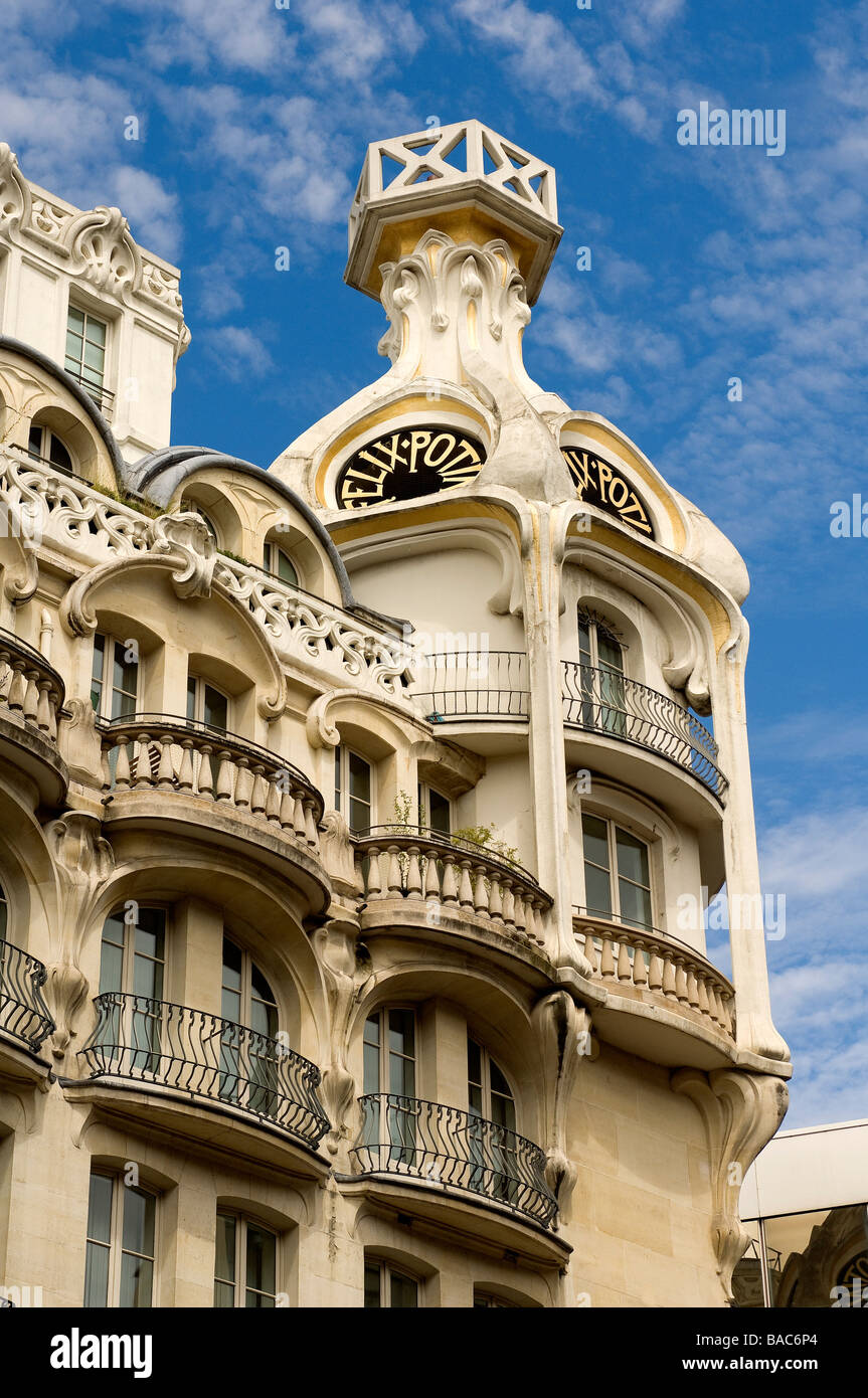 france-paris-l-ancien-b-timent-de-felix-potin-au-140-rue-de-rennes