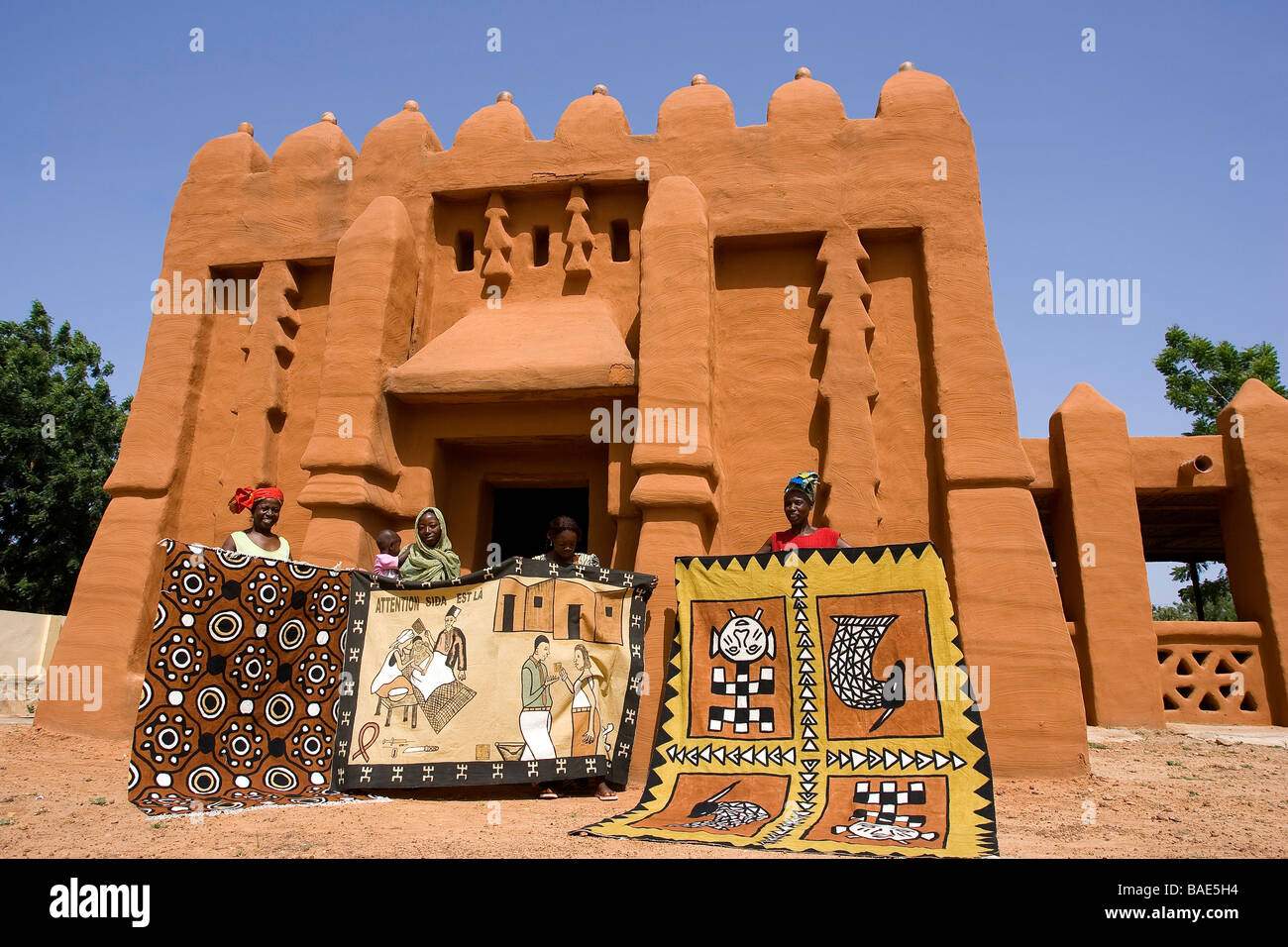 Mali segou region bogolan craft Banque de photographies et d’images à ...