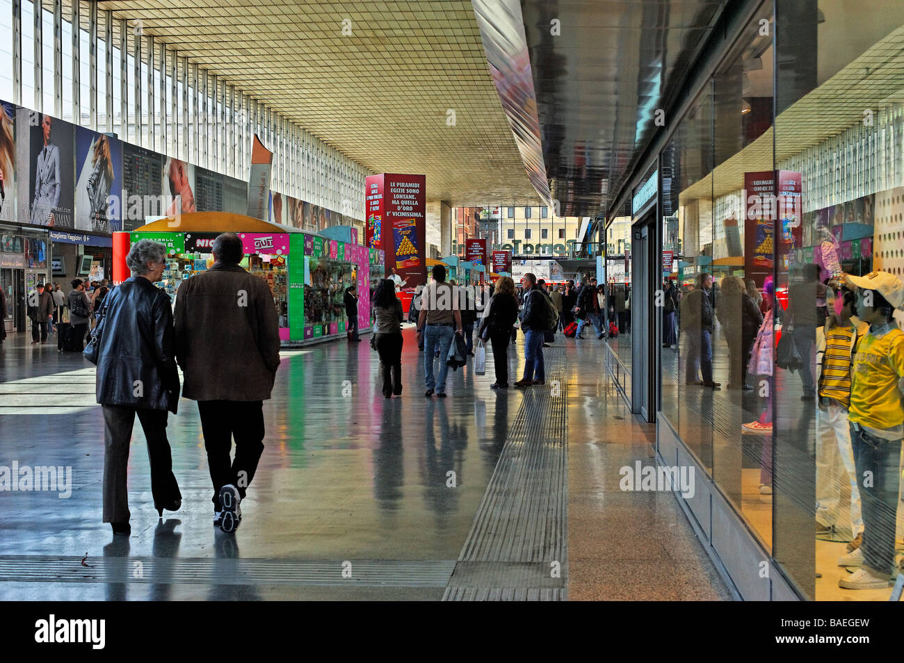 Stazione termini Banque de photographies et d’images à haute résolution ...