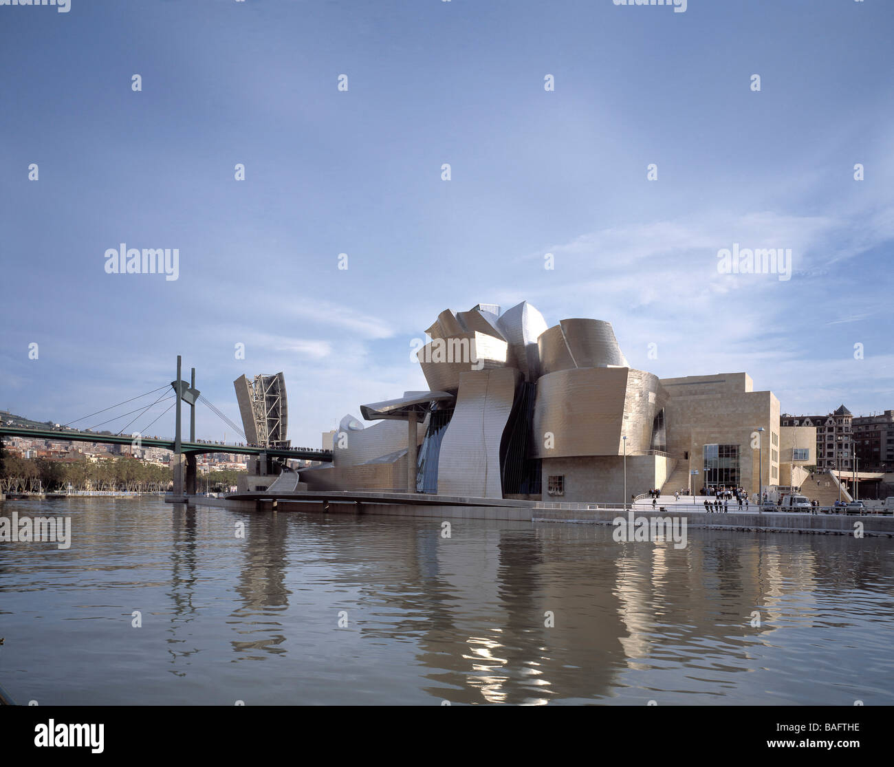 Guggenheim Museum, Bilbao, Espagne, Frank Gehry, le Musée Guggenheim ...