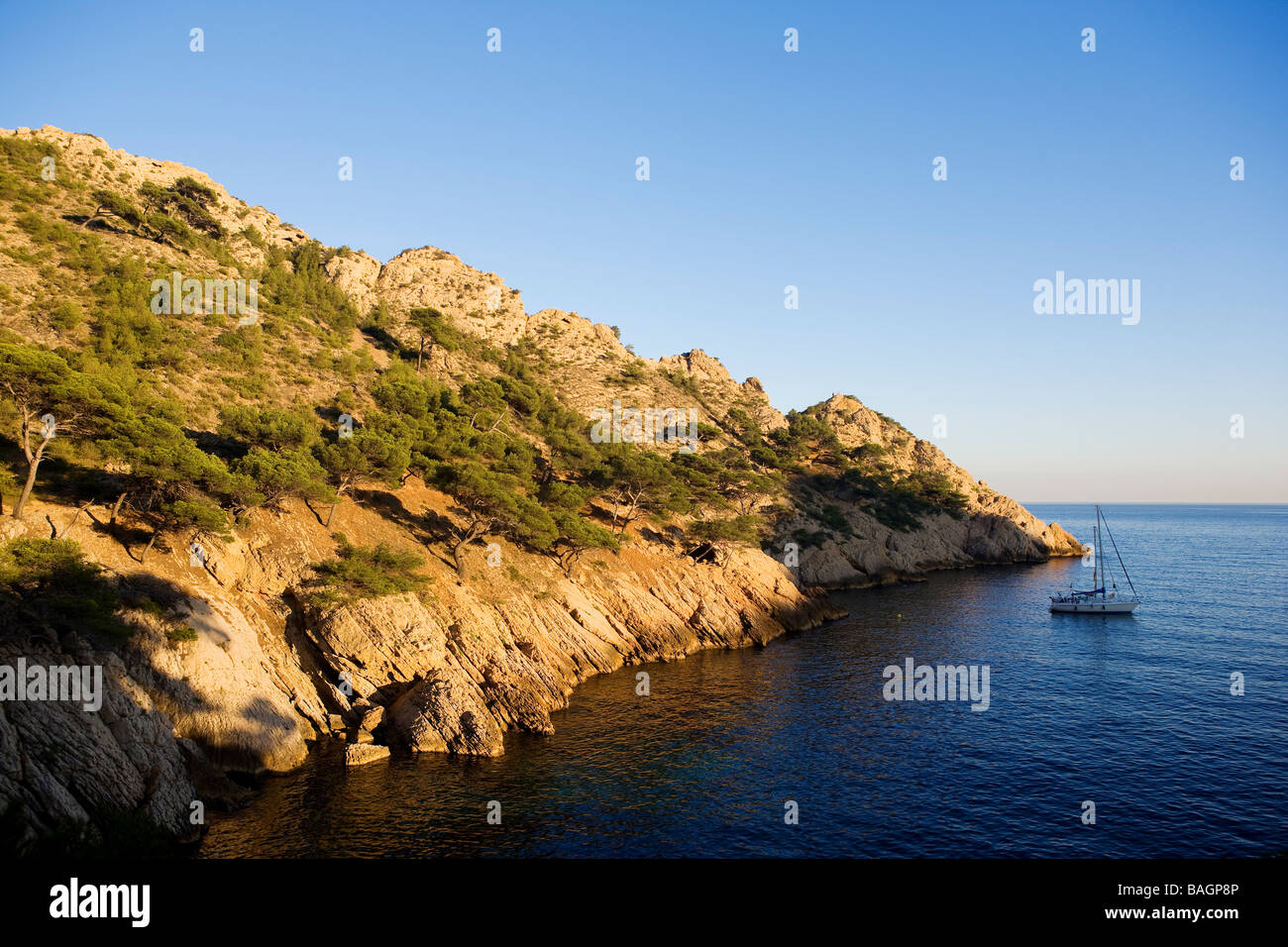 Calanque de mejean Banque de photographies et d’images à haute ...