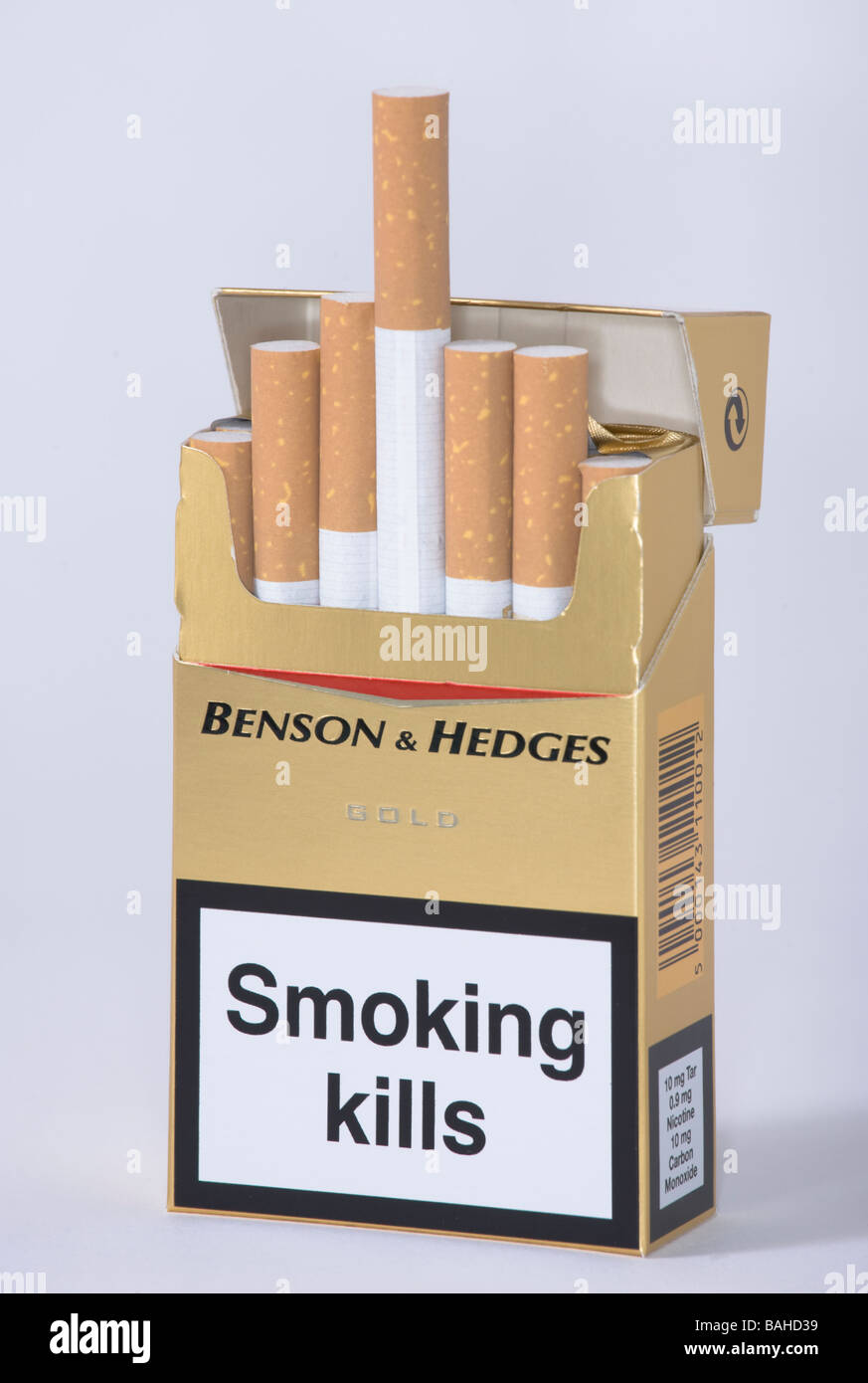 Paquet de cigarettes Benson Hedges la cigarette Photo Stock - Alamy