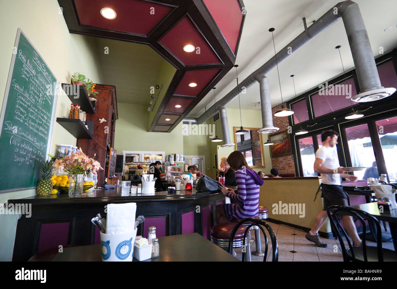 Cafe interior cafeteria usa Banque de photographies et d’images à haute ...