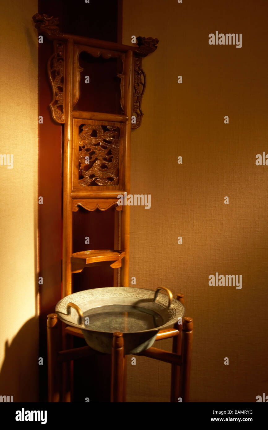 Shelves shelving sinks Banque de photographies et d’images à haute ...