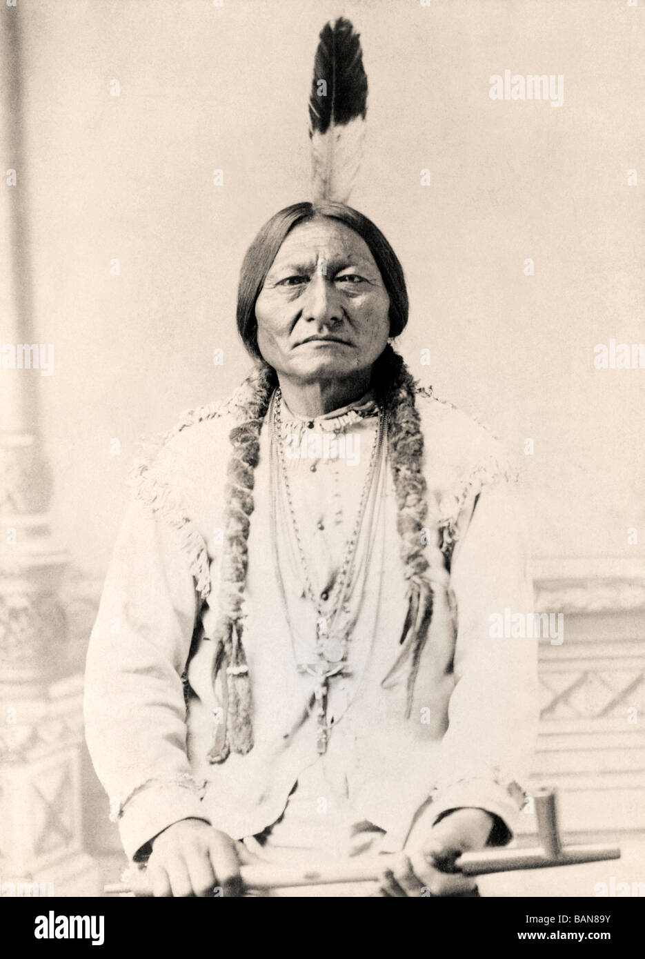 Sitting bull indian chief Banque de photographies et d’images à haute ...