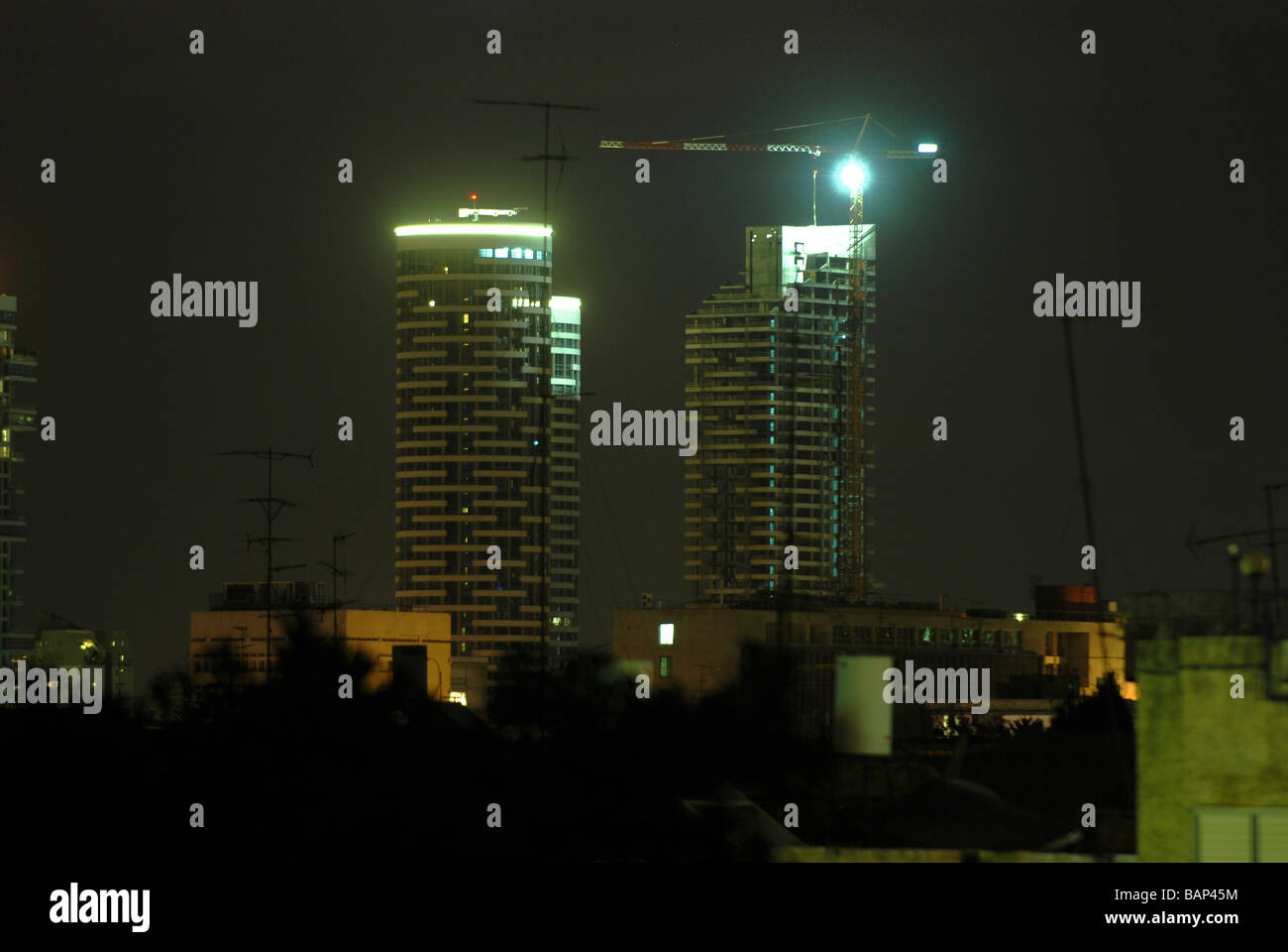 Yoo tower tel aviv Banque de photographies et d’images à haute ...