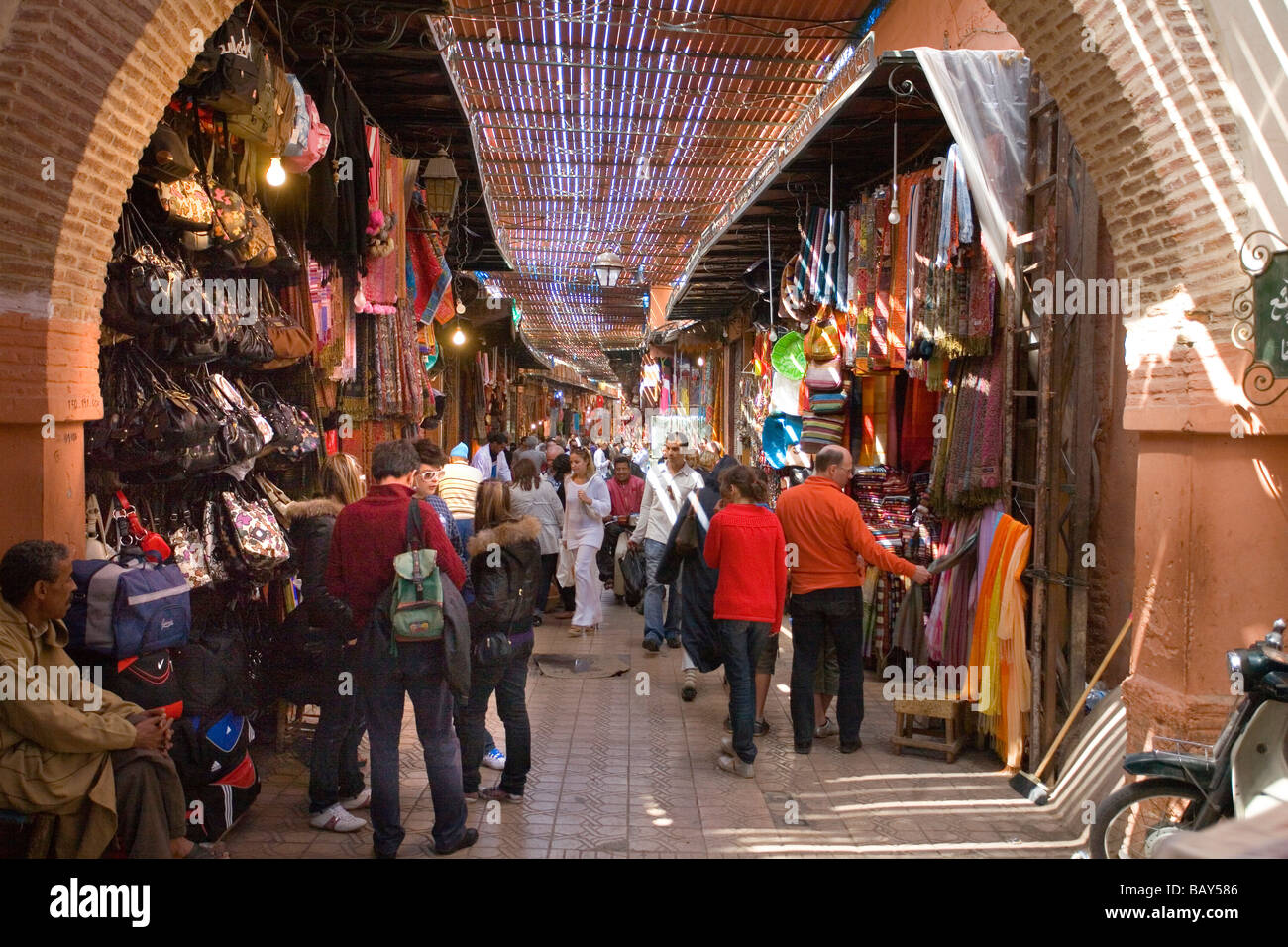 Les souks maroc maroc Banque de photographies et d’images à haute ...