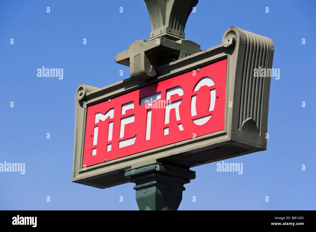 Panneau De Métro Paris Banque d'image et photos - Alamy