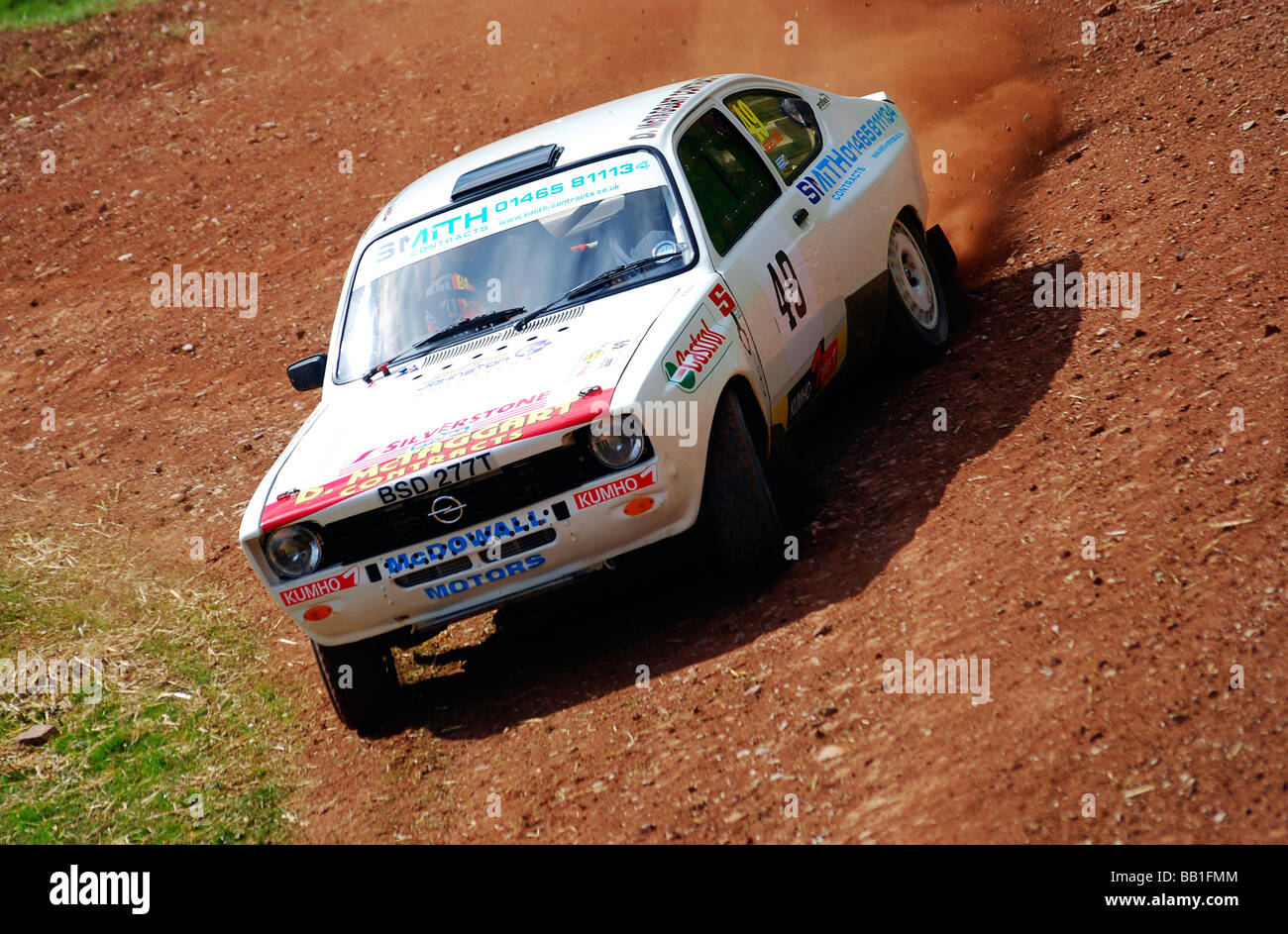 Opel rally car Banque de photographies et d’images à haute résolution ...
