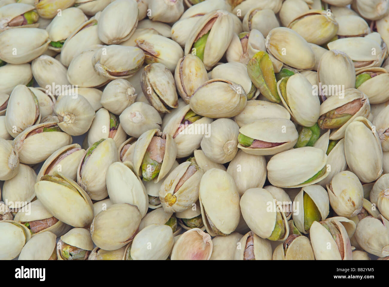 Pistache entière Banque de photographies et d’images à haute résolution ...